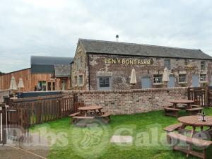 Pen-Y-Bont Farm in Mold : Pubs Galore