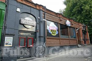 Waikiki Beach Bar / Groove in Chesterfield : Pubs Galore