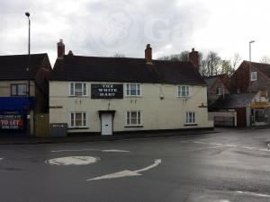 The White Hart in Warminster : Pubs Galore