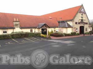 Home Farm View in Chapel, Kirkcaldy : Pubs Galore