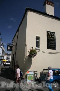 Kings Arms in Salcombe : Pubs Galore