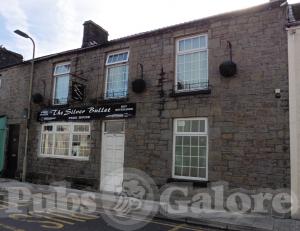 The Silver Bullet in Troedyrhiw (near Merthyr Tydfil) : Pubs Galore