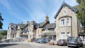 The Invercauld Arms Hotel in Braemar (near Ballater) : Pubs Galore