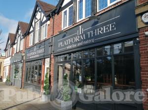 Platform Three in Olton (near Solihull) : Pubs Galore