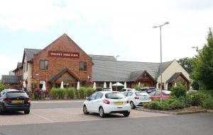 Walnut Tree Farm in Adanac Park, Southampton : Pubs Galore