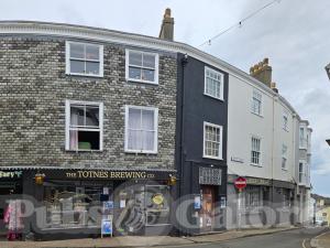 The Totnes Brewing Co in Totnes : Pubs Galore