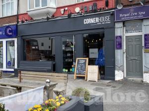 Corner House in Moortown, Leeds : Pubs Galore