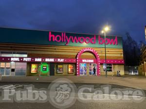 Hollywood Bowl in Burley (near Leeds) : Pubs Galore