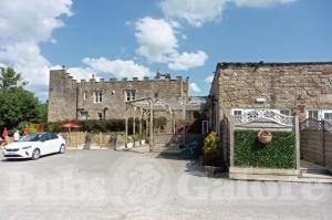 Blenkinsopp Castle Country Inn in Greenhead (near Brampton) : Pubs Galore