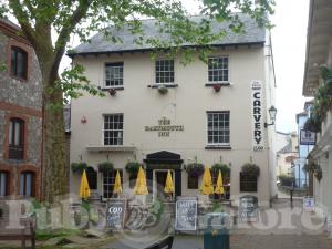 The Dartmouth Inn in Totnes : Pubs Galore