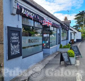 Radius 7 in Stoke Fleming, Dartmouth : Pubs Galore