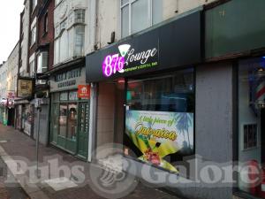 876 Lounge in Dudley : Pubs Galore