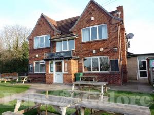 The Junction in South Elmsall (near Pontefract) : Pubs Galore