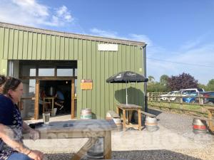 The Beer Shed in Bason Bridge (near Highbridge) : Pubs Galore