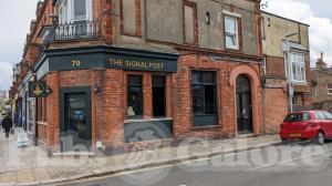 The Signal Post in Worthing : Pubs Galore