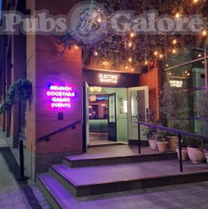 Electric Shuffle in Manchester : Pubs Galore